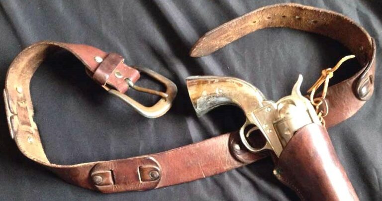 Western Leather belts, custom gunbelts, cowboy pouches | Old West ...